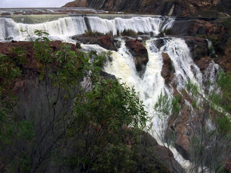 WATCH AND ACT | Boondooma Dam spill increasing – Sunwater